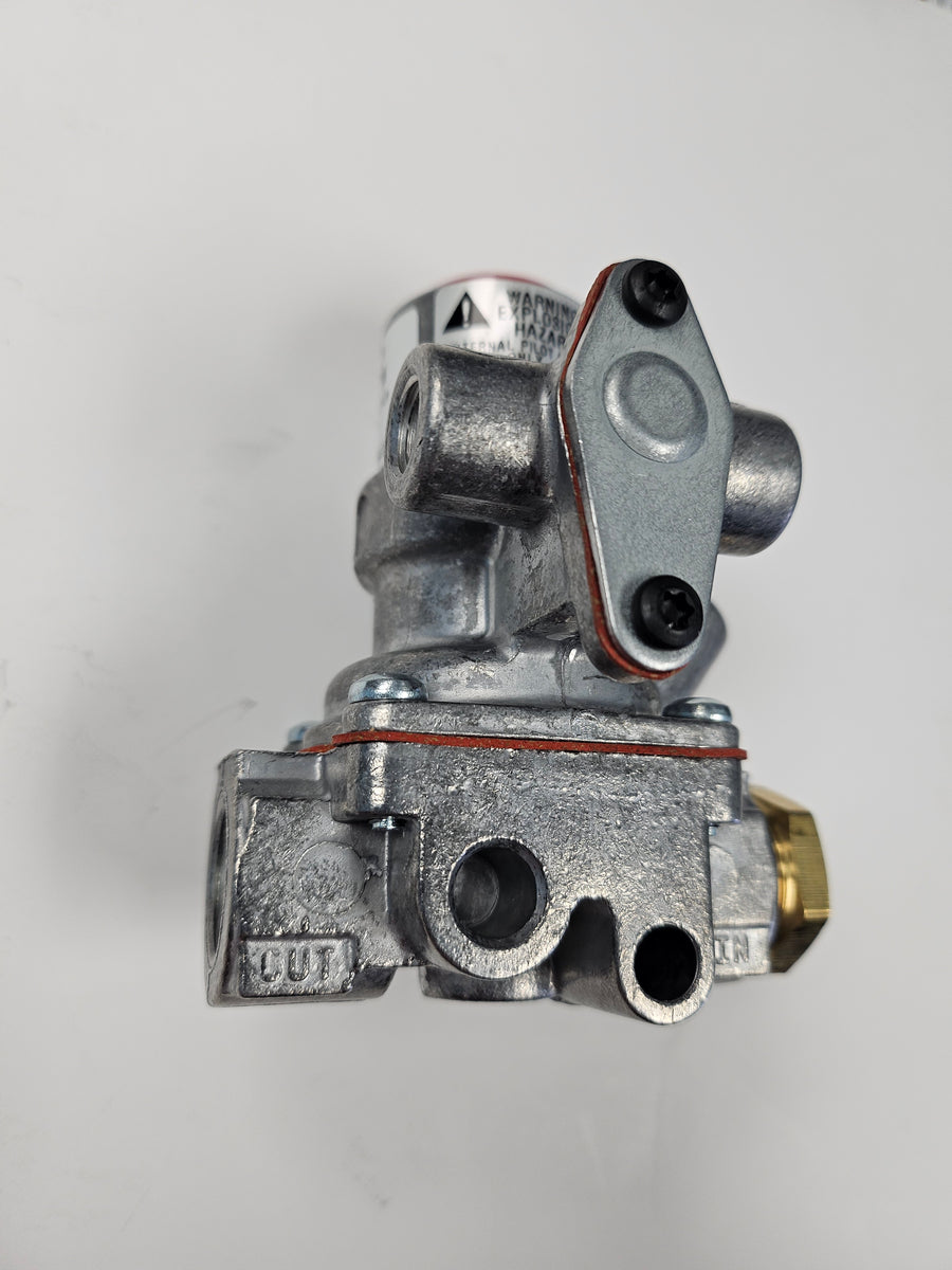 BASO PILOT SAFETY VALVE 1/2 PSI NG/LP 3/8" IN/OUT – Pro North Heating Inc.