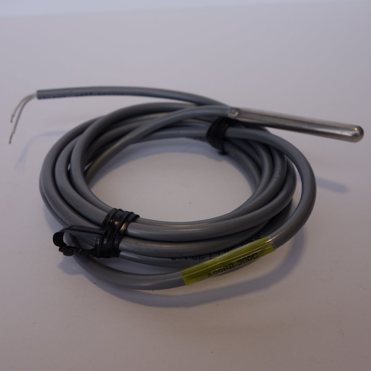 SILICON PTC TEMPERATURE SENSOR -40 TO 105 78"CABLE – Pro North Heating Inc.