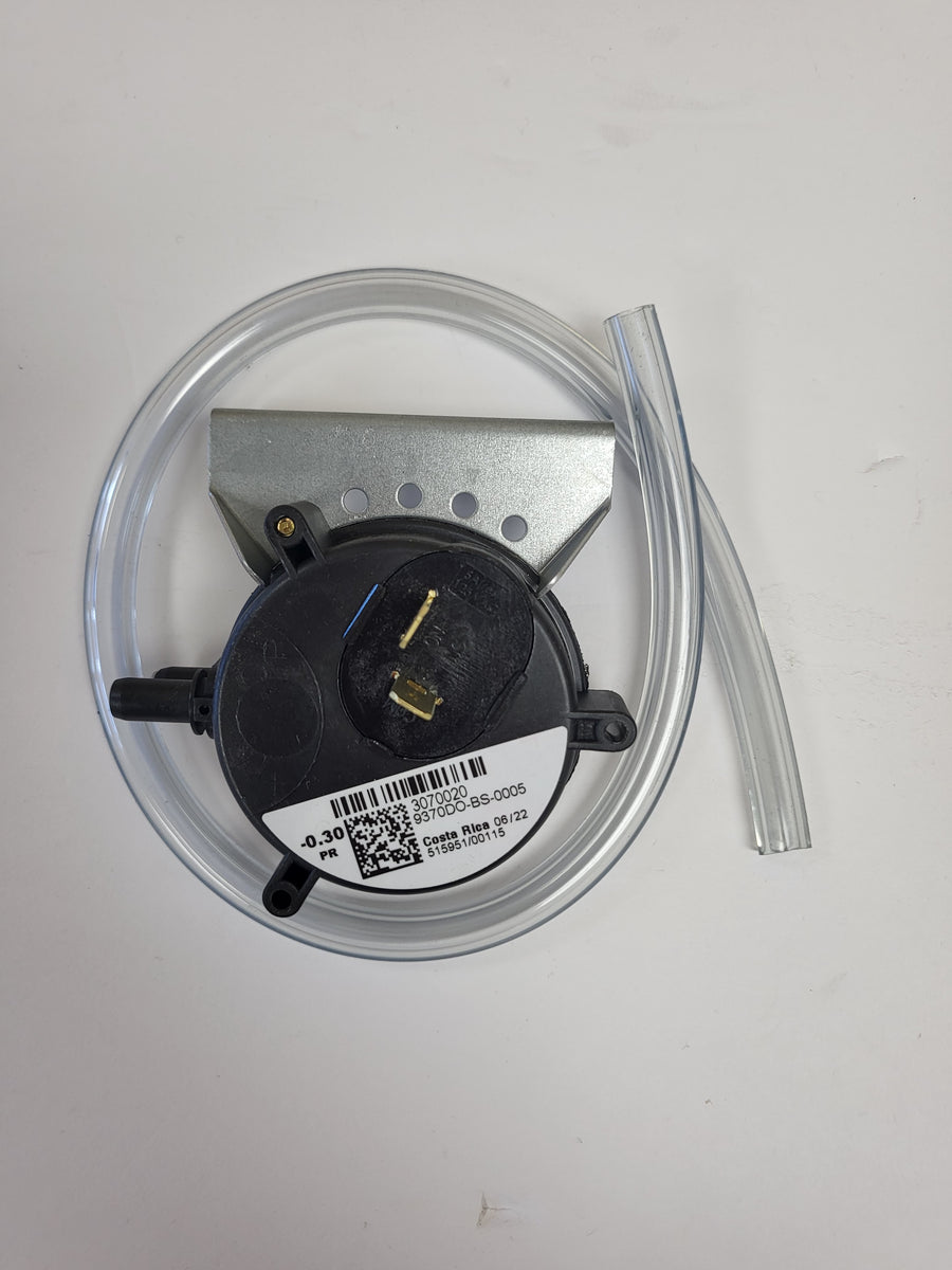 CALCANA AIR SWITCH .30 WC 9370DO-BS-0005 – Pro North Heating Inc.
